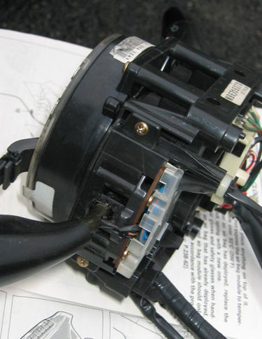 Steering: Replace Clockspring - 3000GT/Stealth Wiki